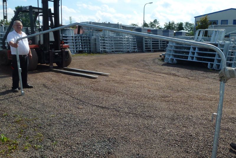 Arceaux de toit abri 4×3.60 et 4×7.20 – K&K Horse Fence France